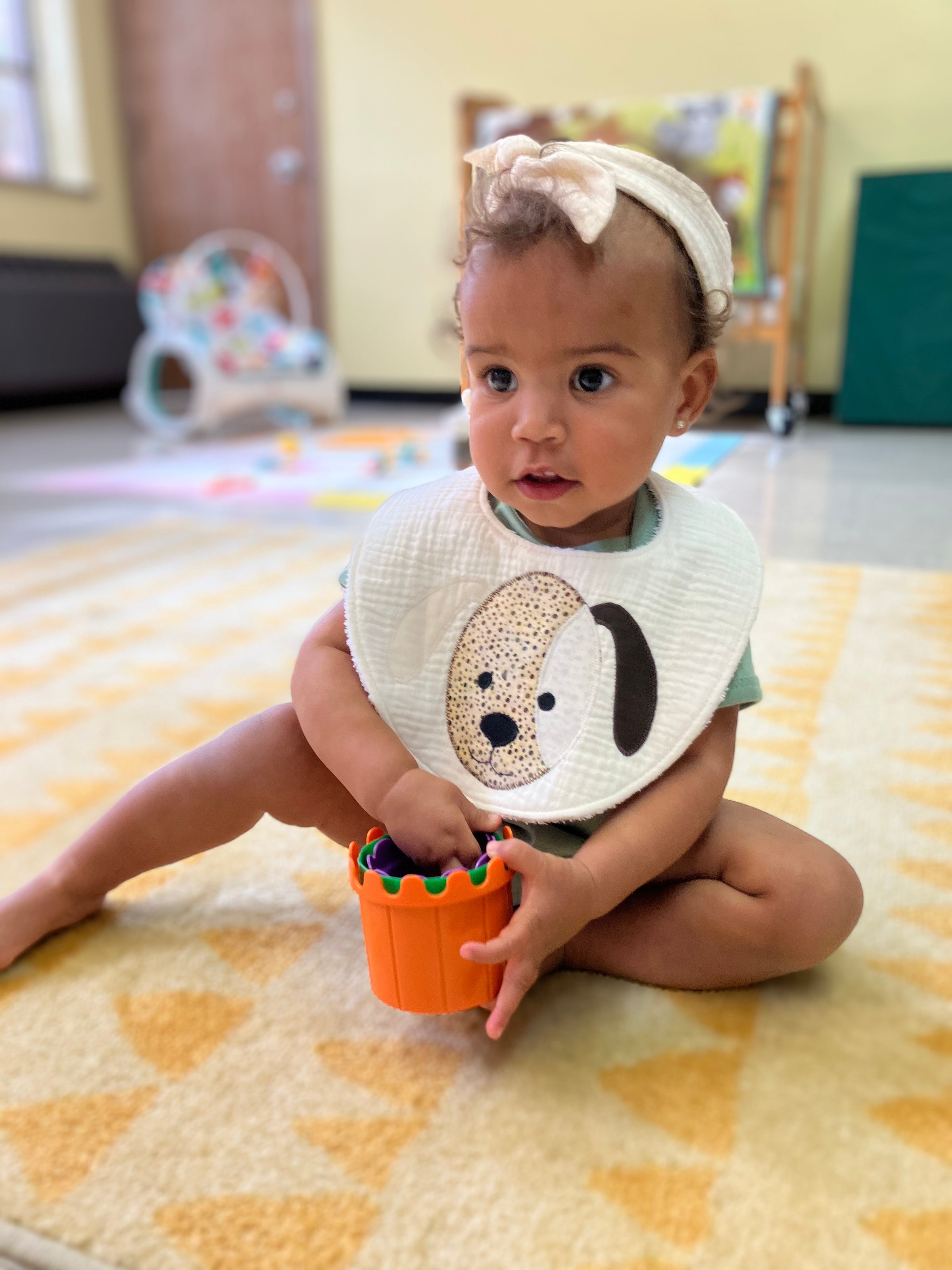 Forai | Timeless, Classic Handmade Jewelry by Refugee Women Artisans